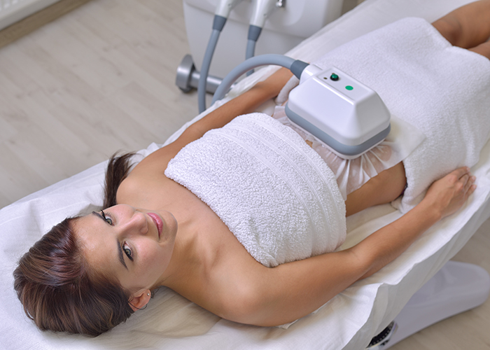 Criolipolisi Come Funziona e Quali Benefici Offre - Virginia De Simone - Medicina Estetica